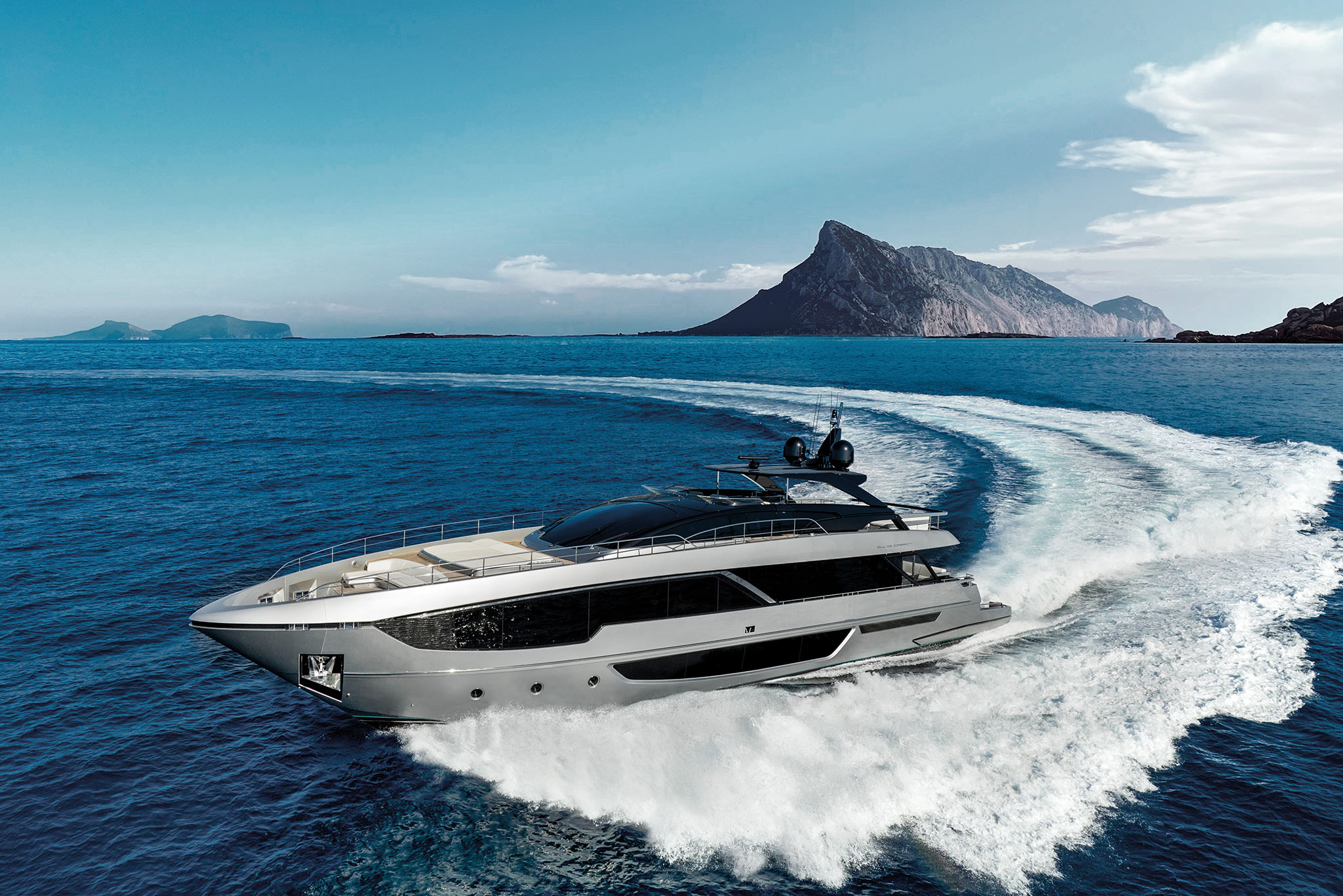 Starship Yachts | Pioneer Yacht Distributor for Hong Kong & Macau