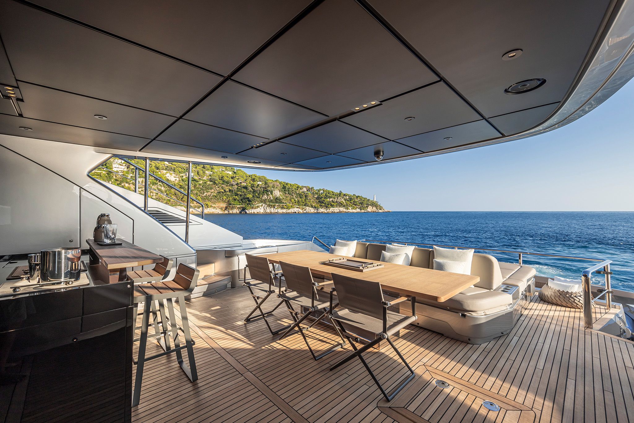 Pershing Unveils Sport Utility Yacht Concept: Meet the GTX Series ...