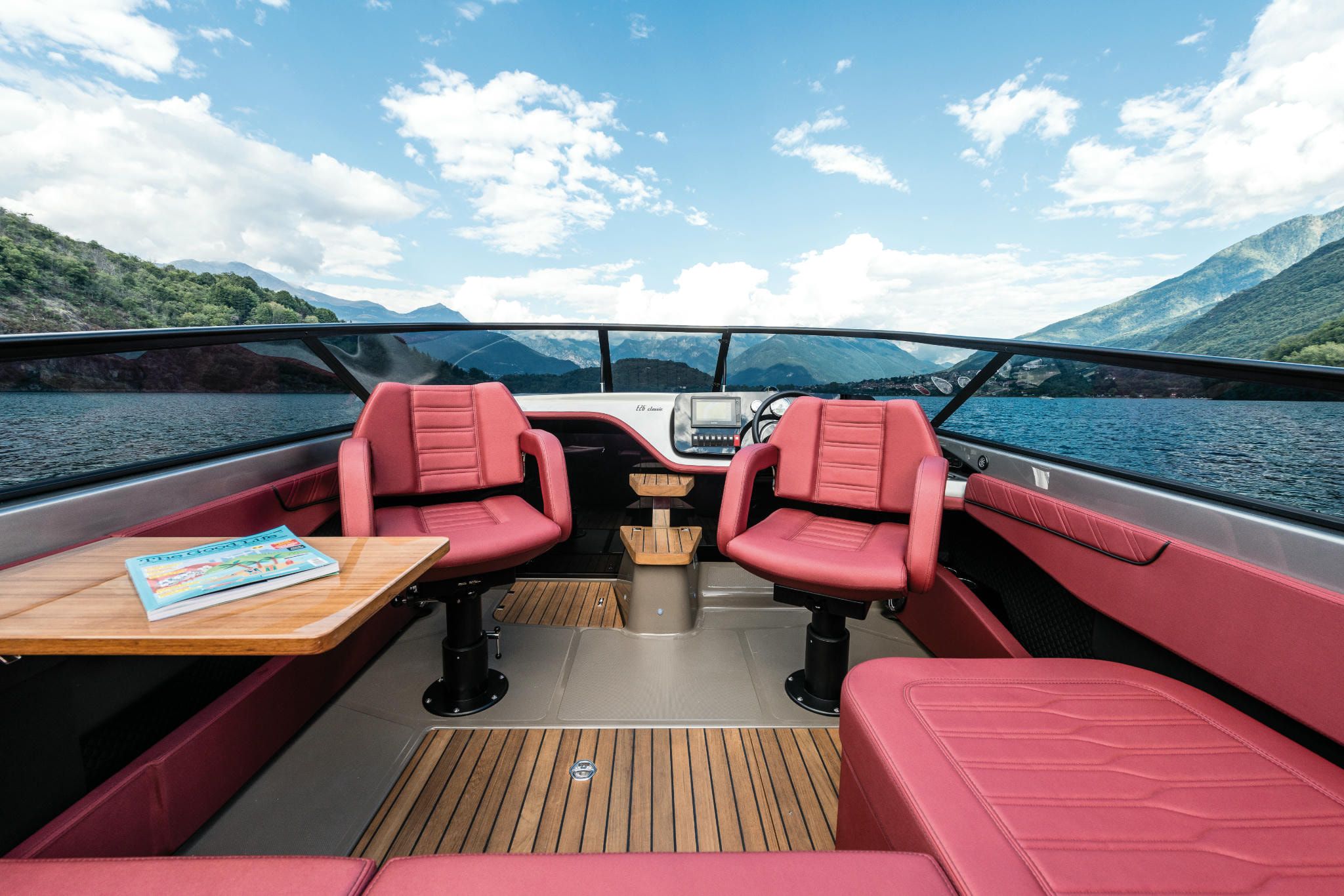 E26 Classic - Starship Yachts