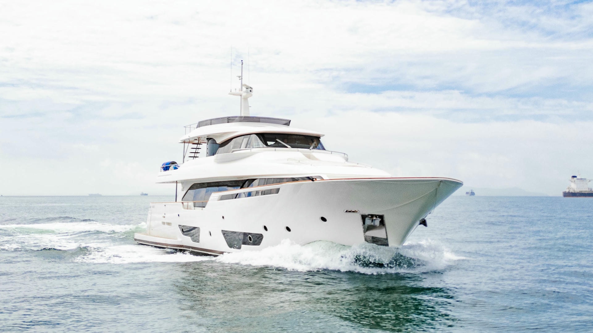 Custom Line Navetta 28 - Starship Yachts